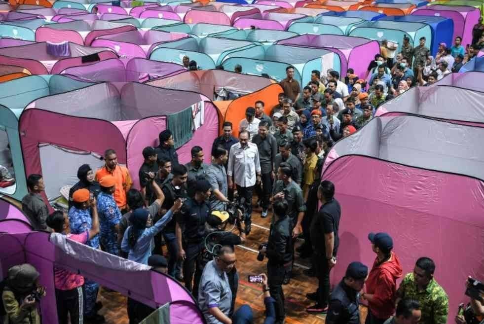 PM Anwar umum peruntukan RM13 juta untuk pascabanjir di Kedah ...