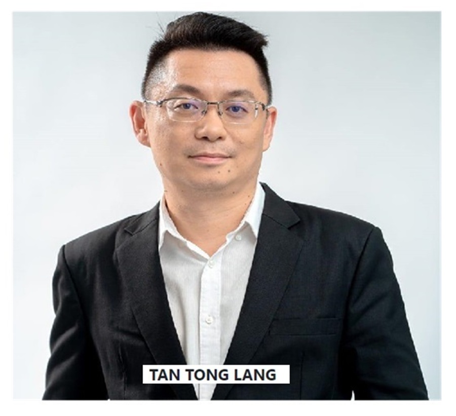 Hanifah CEO Datasonic gila duit, pecah amanah bersekongkol Mafia ...
